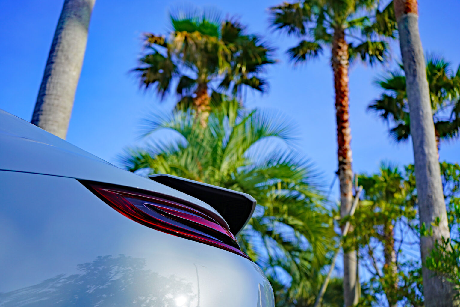 ABOUT US - Es Factory BLOG